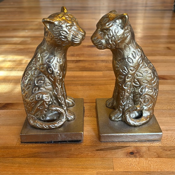 Opalhouse | Accents | Opalhouse Cheetah Bookends | Poshmark